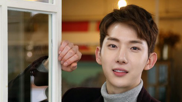 조권, 16년 정든 JYP와 결별…"2AM 전원 떠났다"