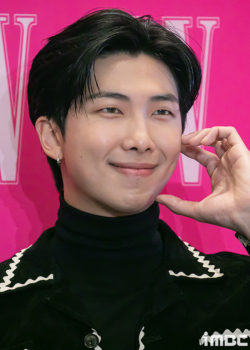 BTS RM, 정국 이어 여자친구 유무 고백 "소개해달라" [이슈in]
