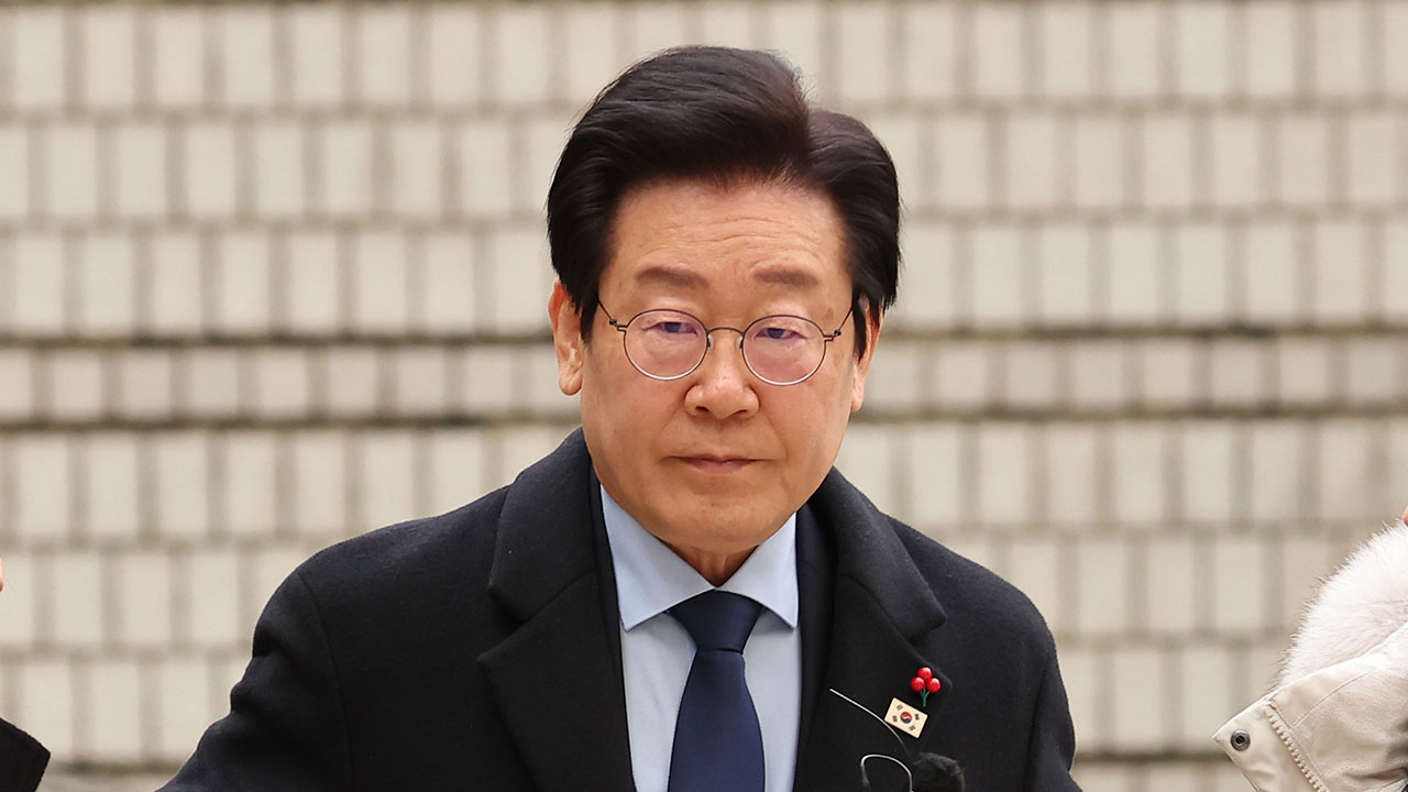 이재명 대북송금 재판 법관 기피로 중단‥검찰 재판 지연