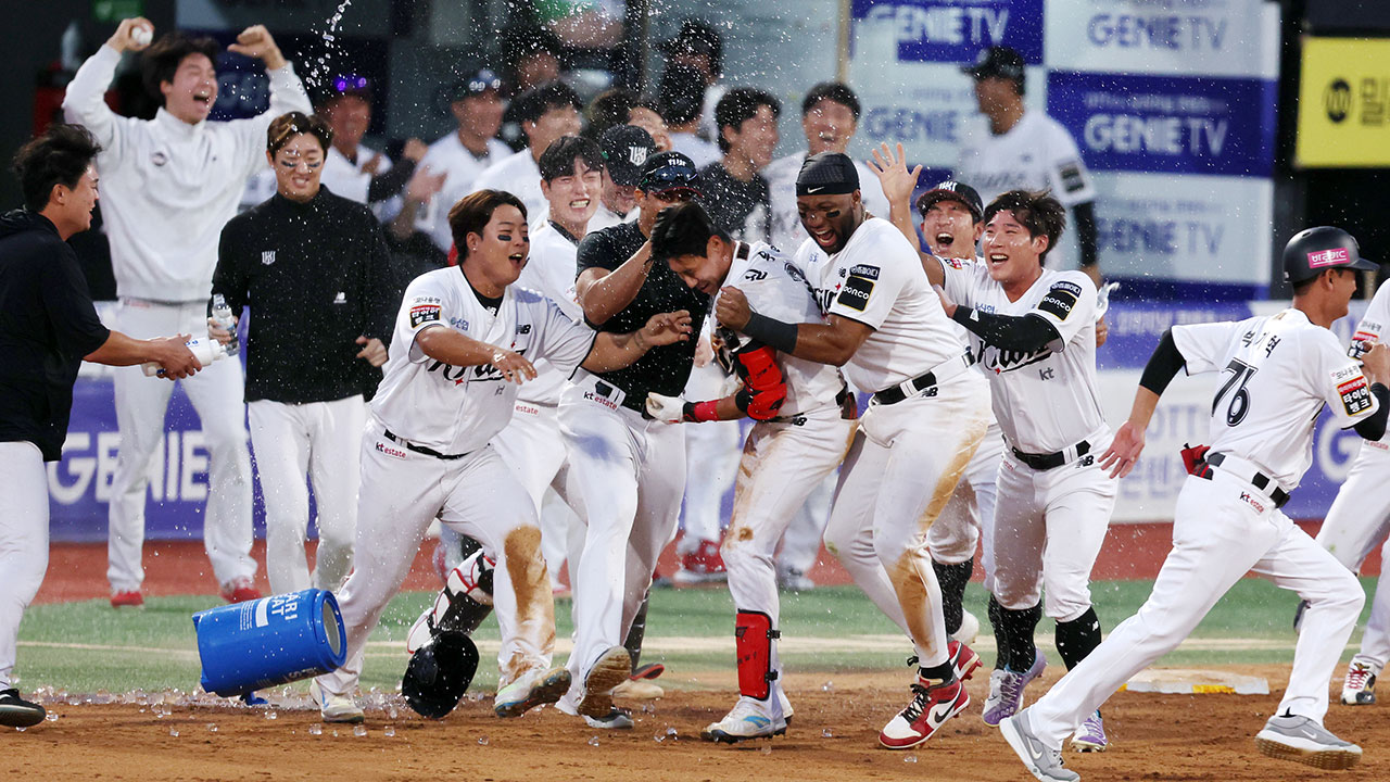 [프로야구 준PO] kt, LG 꺾고 기사회생‥승부는 5차전으로